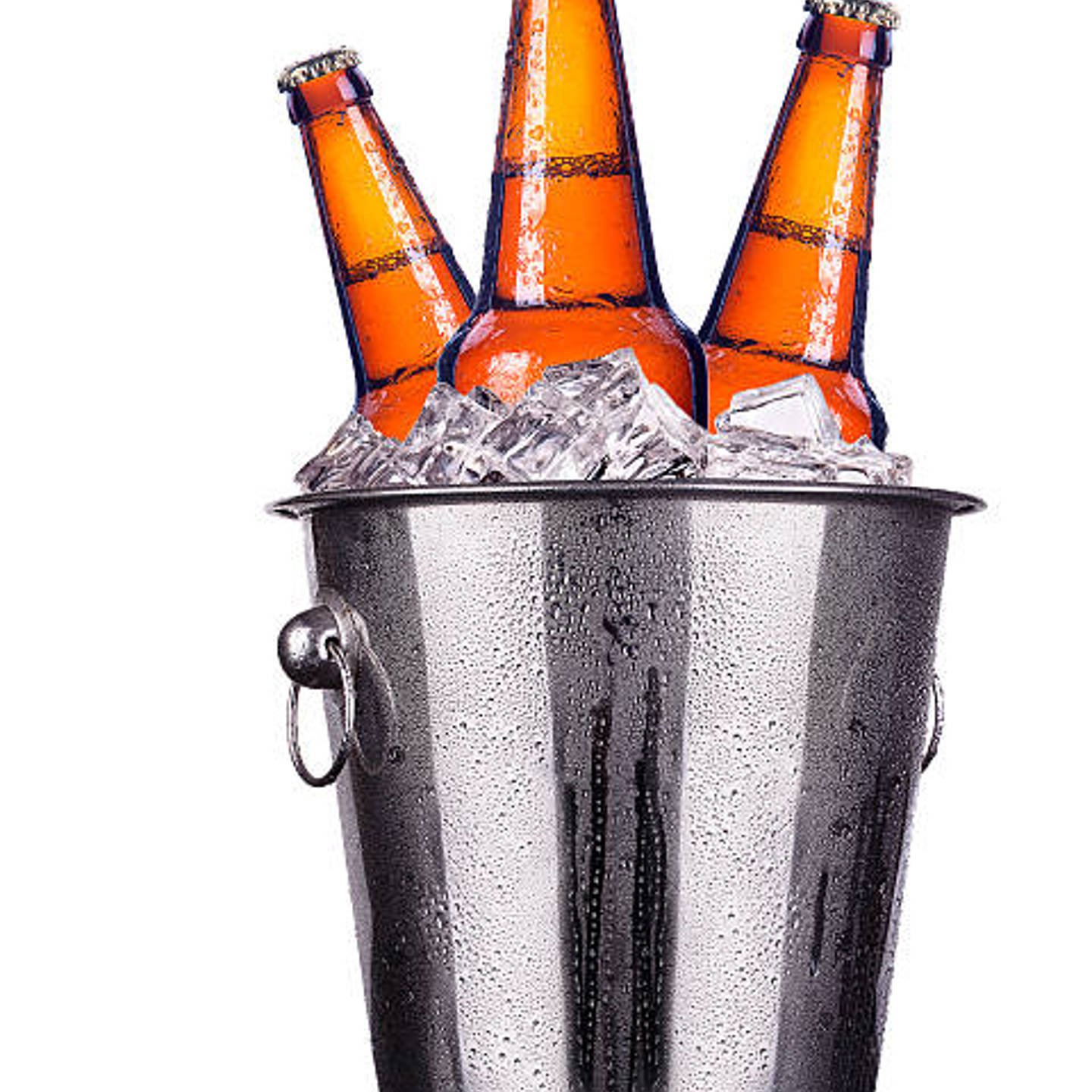 Mixed Bottle Bucket - 4 Lagers, 4 Ales & 2 Ciders | Tennants Garden Rooms